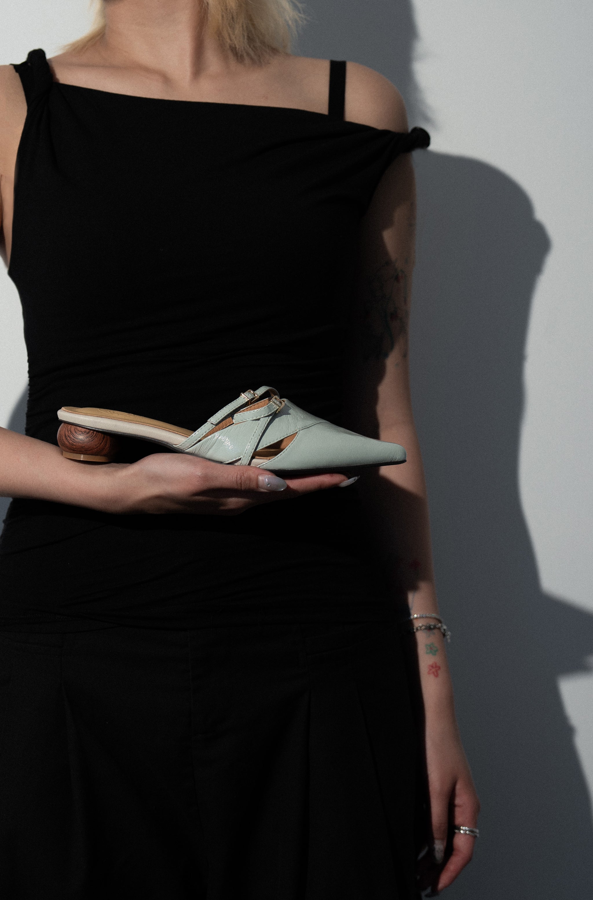 LEATHER LAB - Amelia Pointed-Toe Crossover Strap Mules