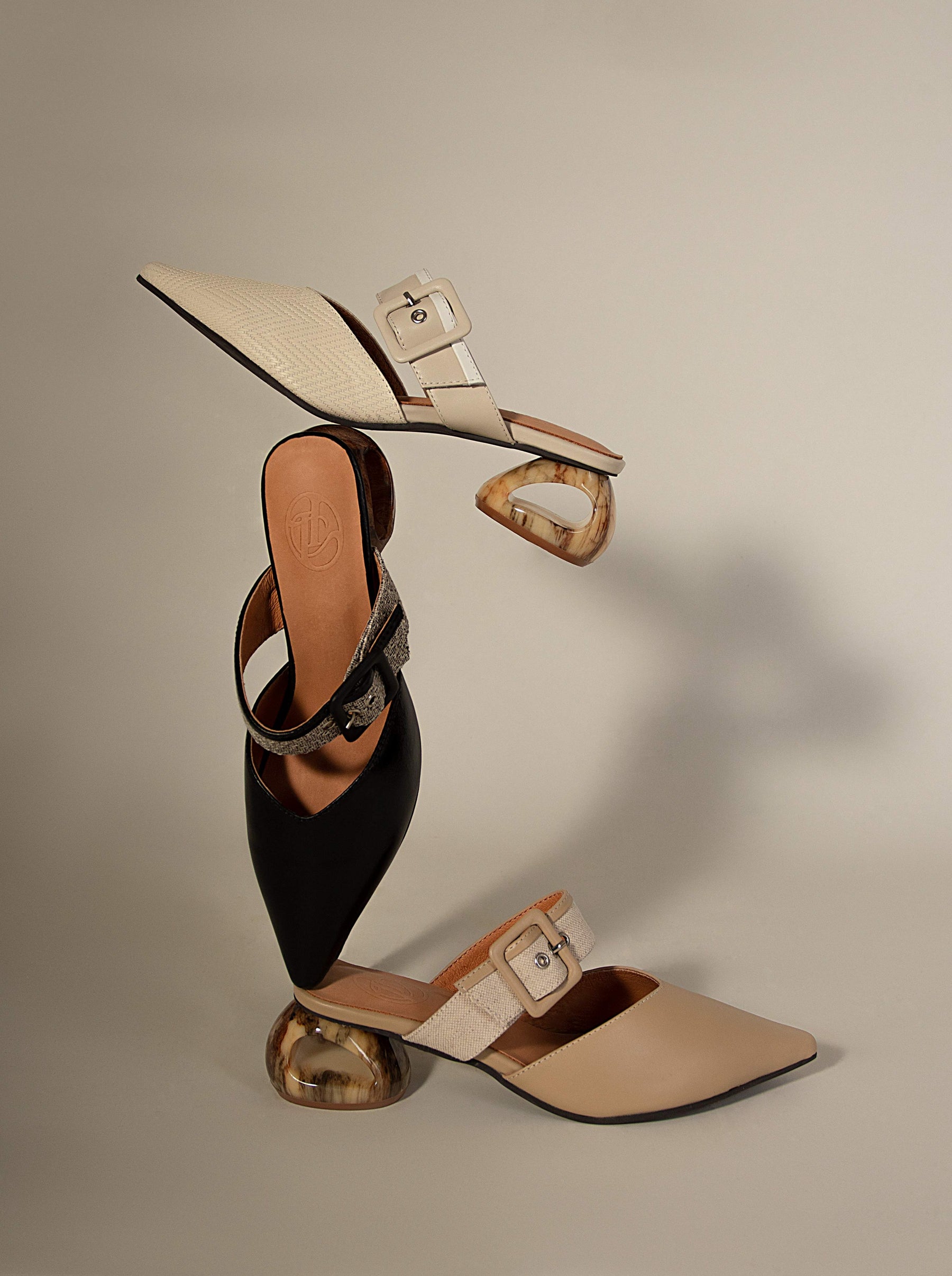 LEATHER LAB - Buckle Marble Heel Mules