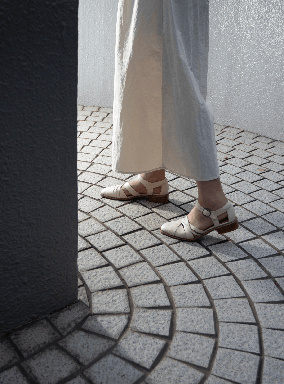 LEATHER LAB - Round-Toe Strappy Sandals